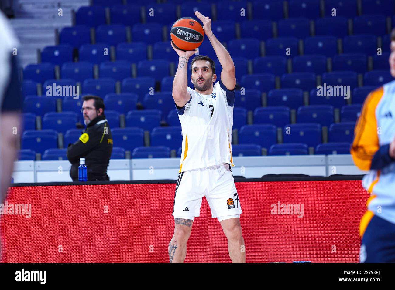 Barcelona real madrid basketball 2025 hi-res stock photography and ...