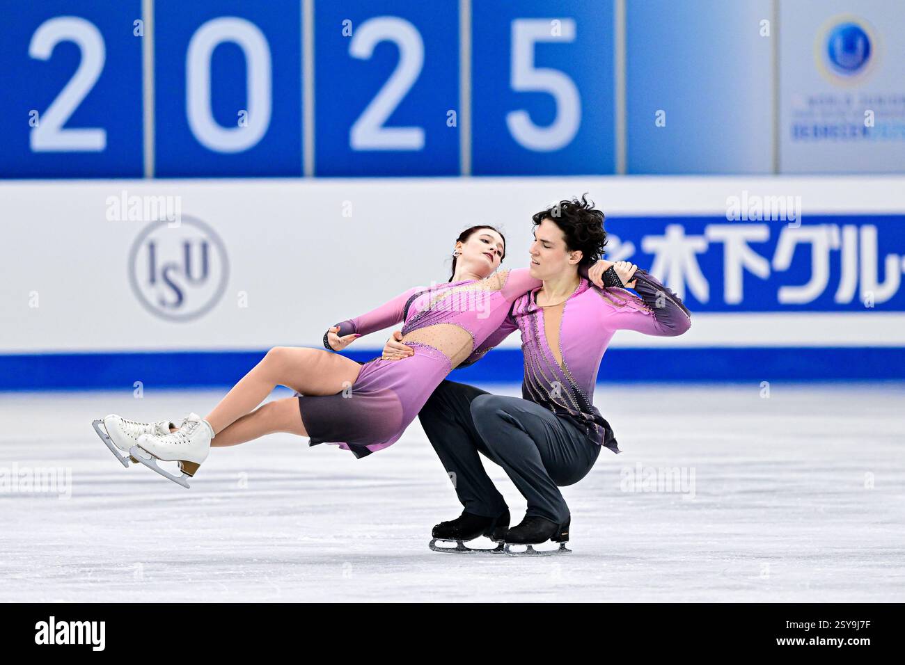 Darya GRIMM & Michail SAVITSKIY (GER), during Junior Ice Dance Free ...