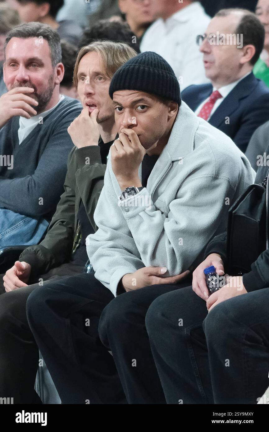 Kylian mbappé real madrid hi-res stock photography and images - Alamy