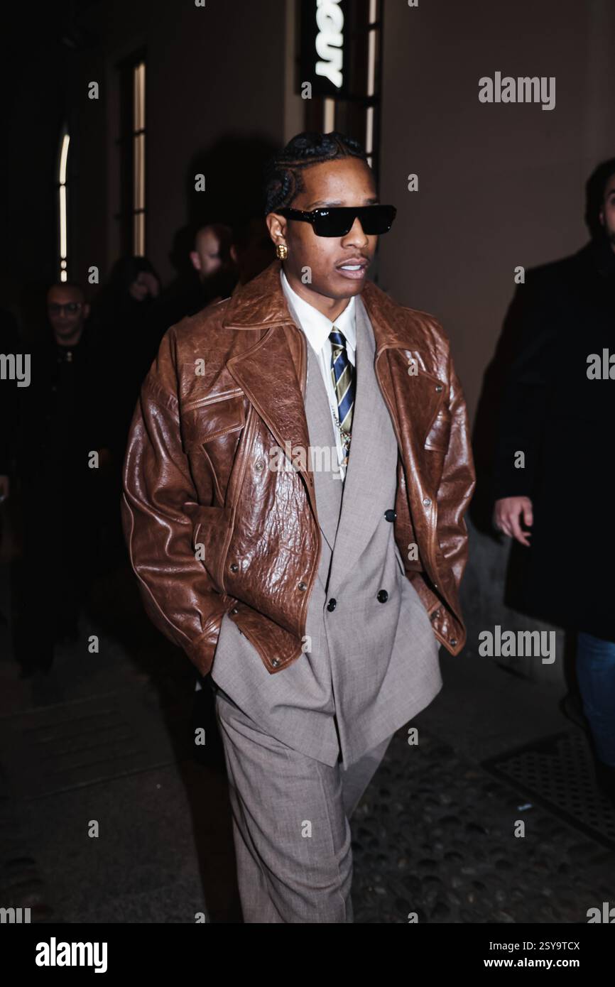 Milan, Italy. 27th Feb, 2025. Women's Fashion, Fall/Winter 2025 ...