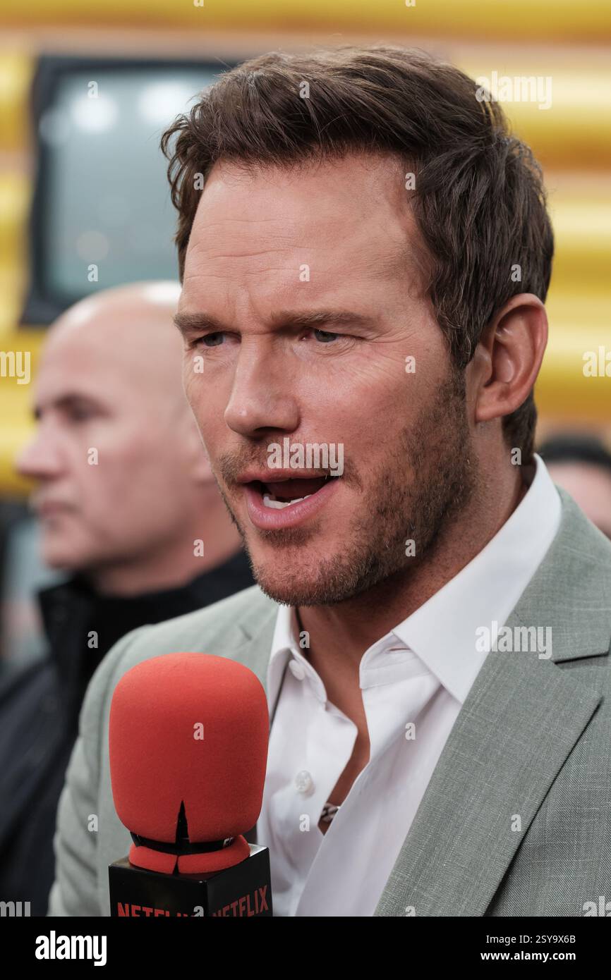 Madrid, Spain. 27th Feb, 2025. Chris Pratt attend "The Electric State ...