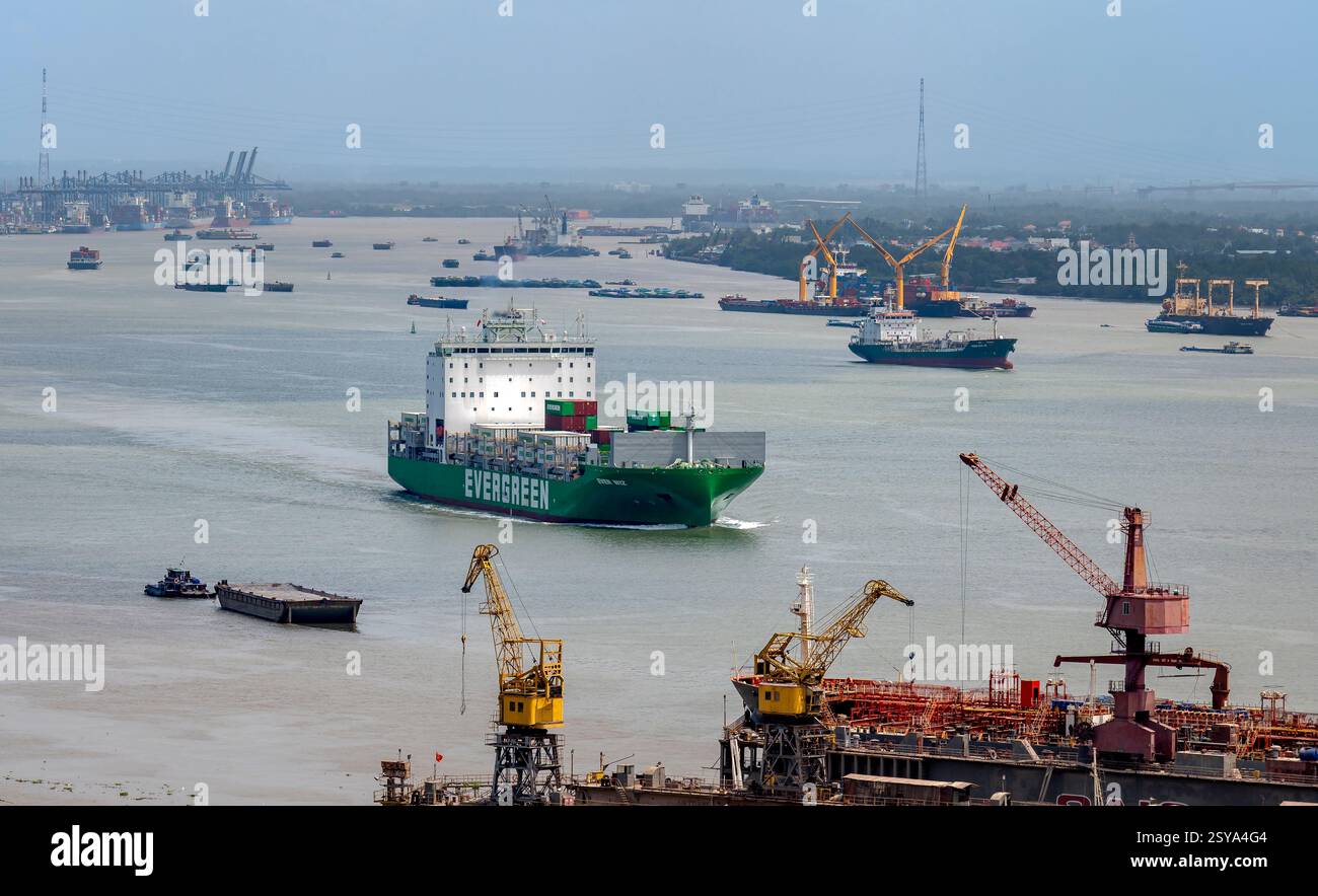 Saigon River, Ho Chi Minh City, Vietnam - Container ship Jinjiang ...