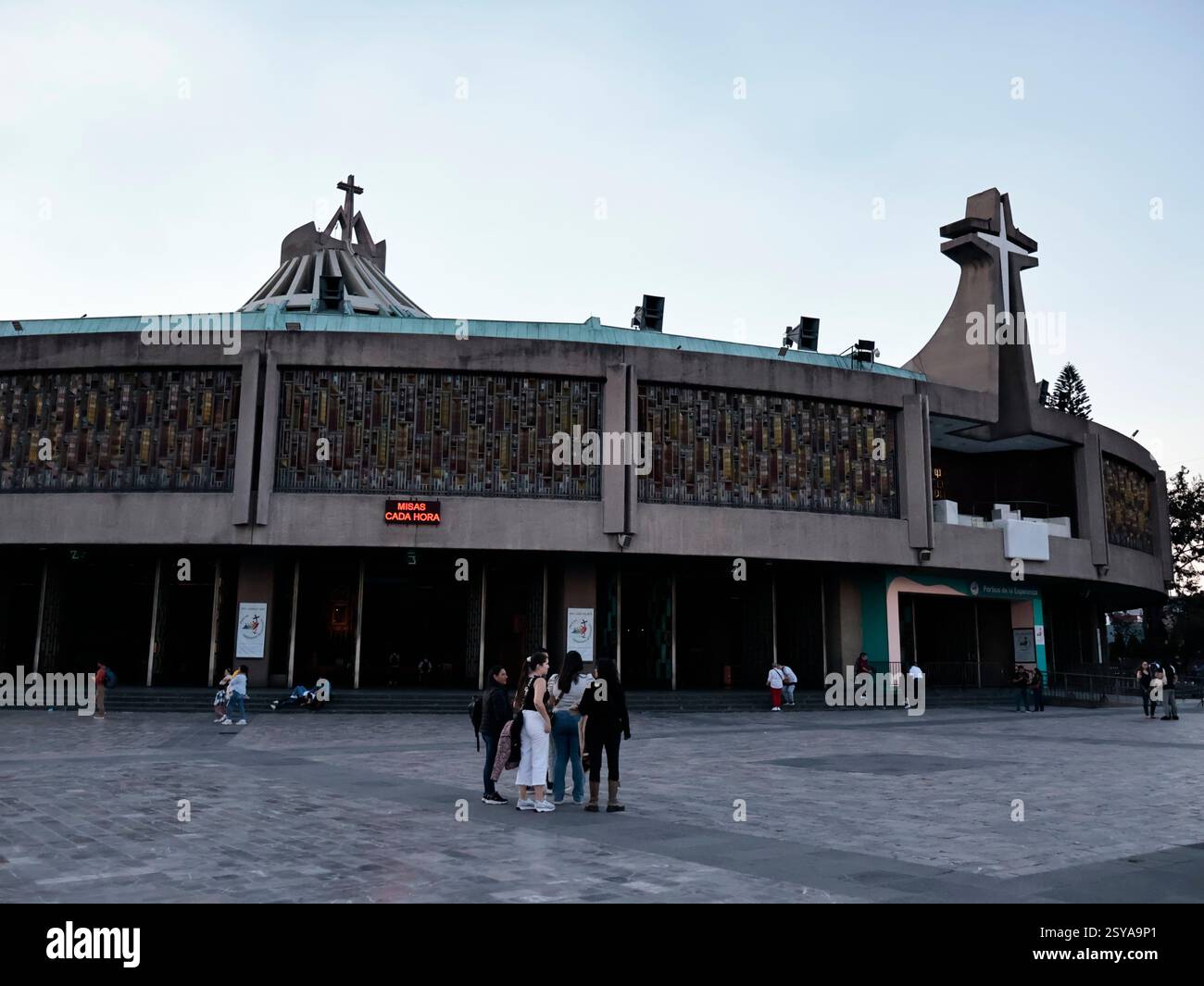 Mexico City, Cdmx, Mexico. 27th Feb, 2025. Inside the Basilica of ...