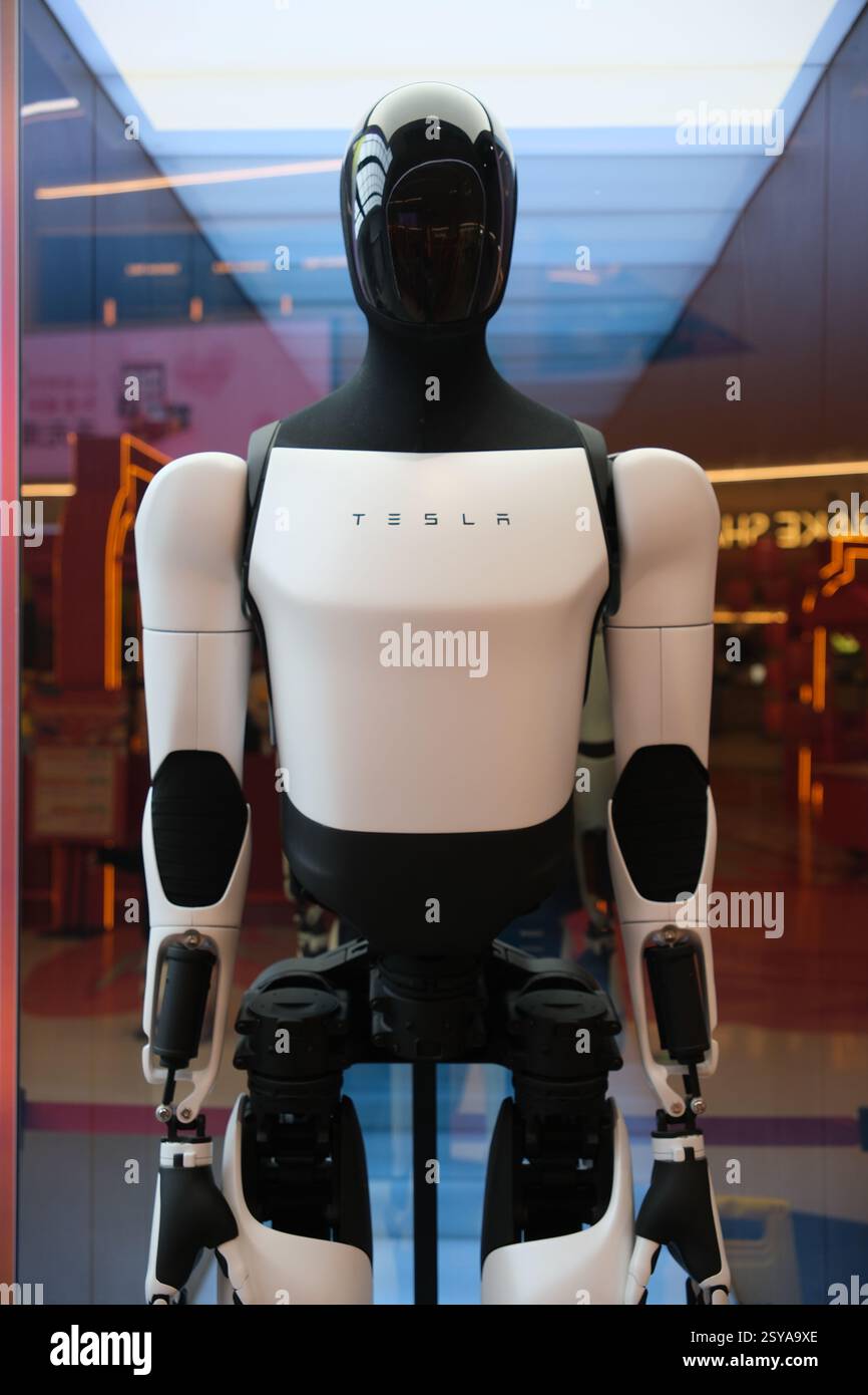 Tesla optimus hi-res stock photography and images - Alamy