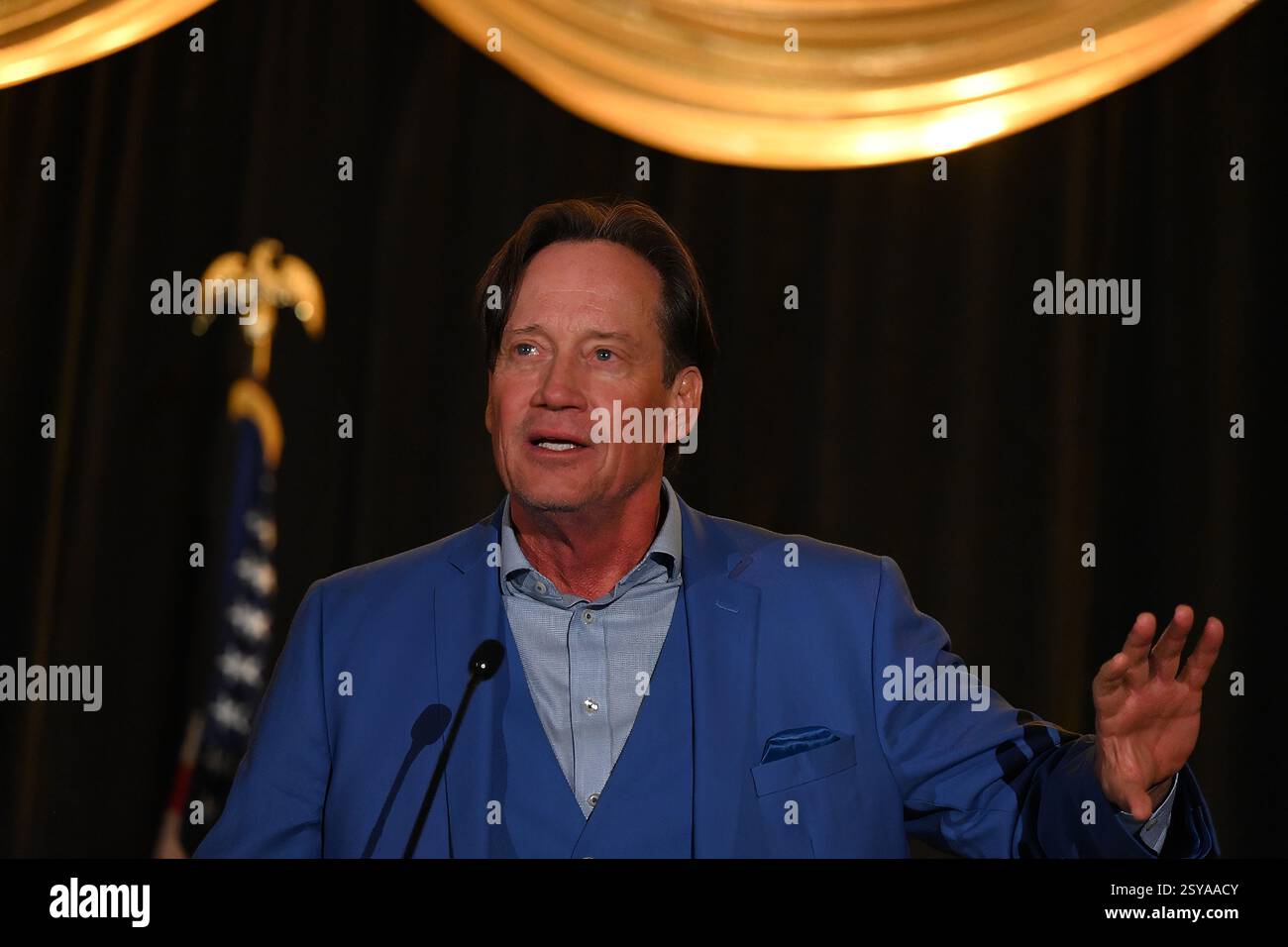 OVERLAND PARK, KANSAS - FEBRUARY 27, 2025 Hollywood actor KEVIN SORBO ...