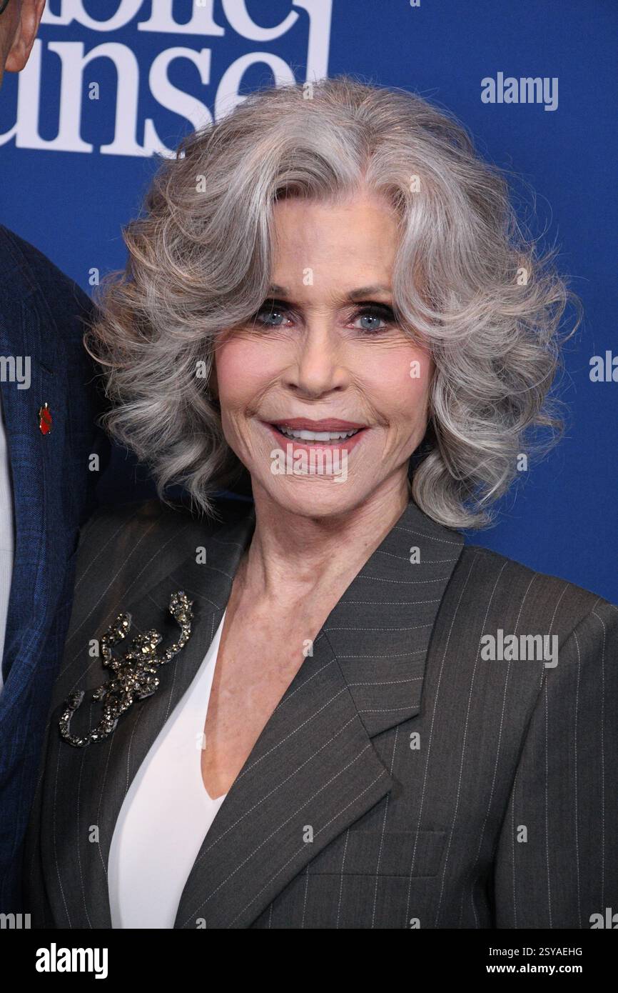 Beverly Hills,California, USA 27th February 2025 Actress/Honoree Jane ...