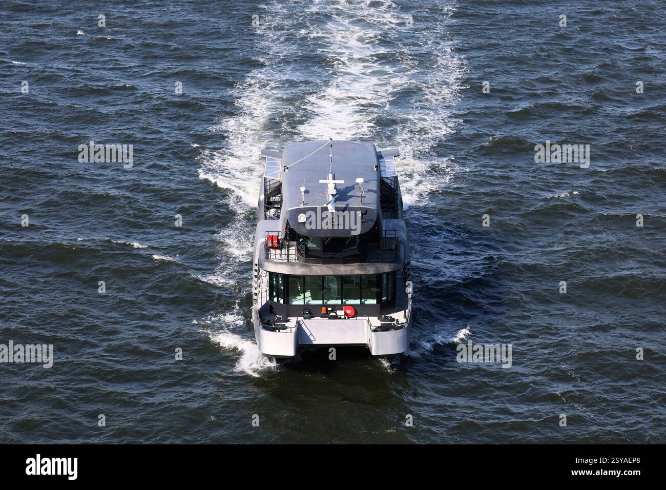 A photo shows the hydrogen fuel cell ship "Mahoroba," which means ...