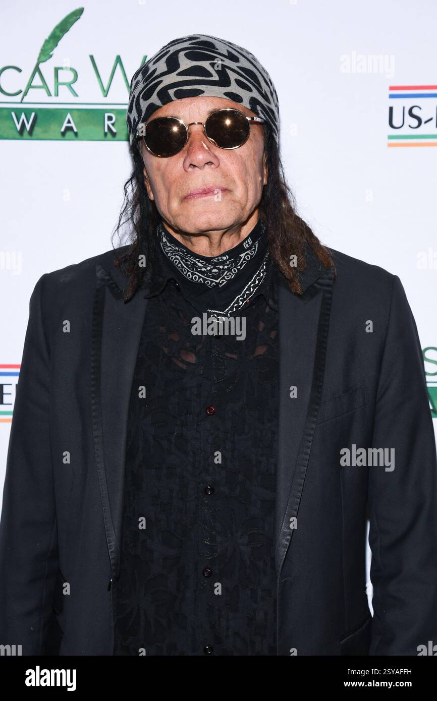 Los Angeles, USA. 27th Feb, 2025. Wayne Jobson walking the red carpet ...