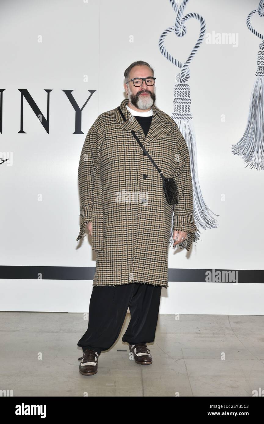Simone Guidarelli Milano Fashion Week - Women F/W 25-26 Genny fashion ...