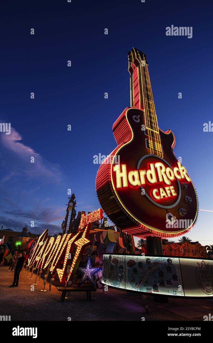 The Hard Rock Cafe neon guitar was modelled on Pete Townsend's Gibson ...