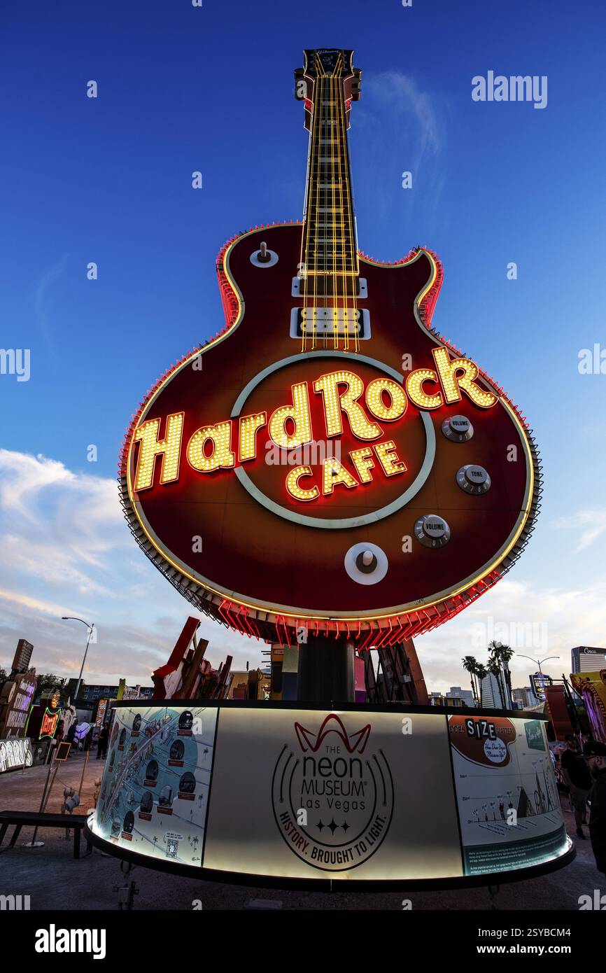 The Hard Rock Cafe neon guitar was modelled on Pete Townsend's Gibson ...
