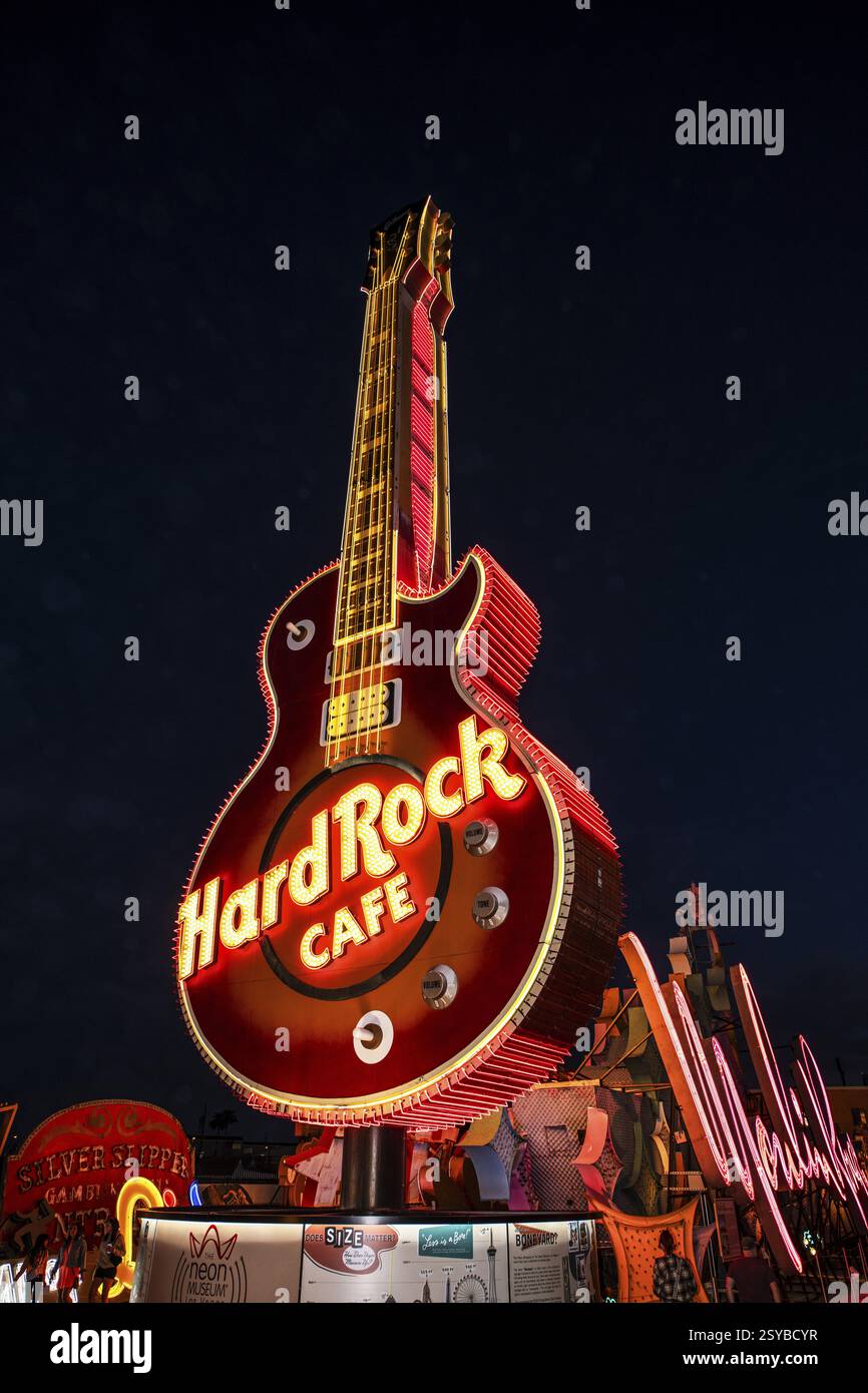 The Hard Rock Cafe neon guitar was modelled on Pete Townsend's Gibson ...