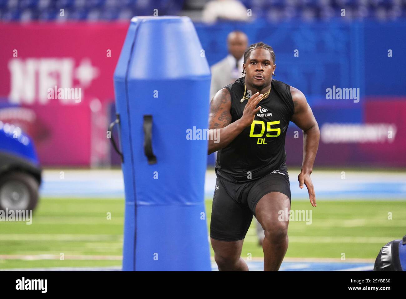 Georgia defensive lineman Warren Brinson runs a drill at the NFL ...