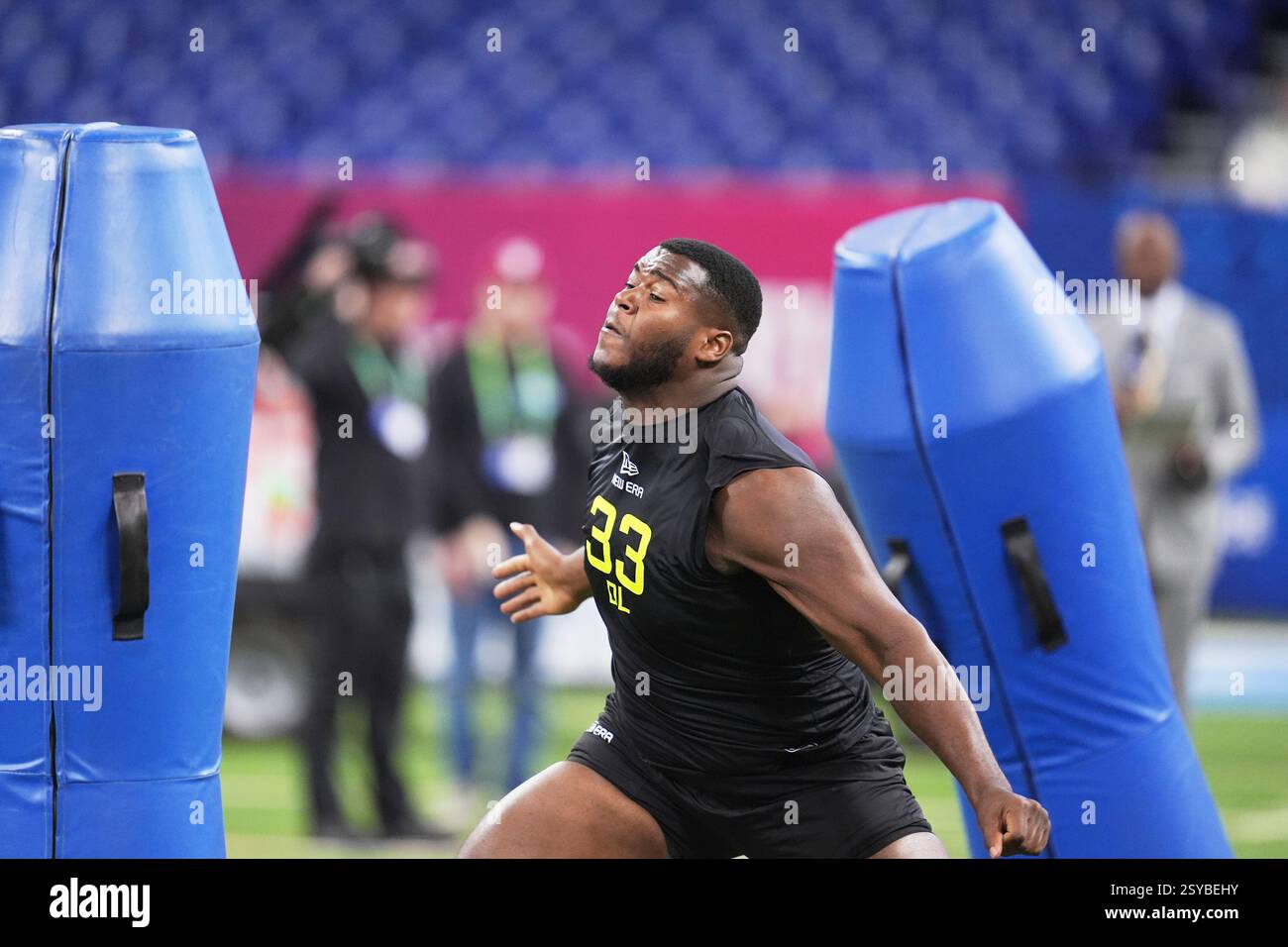 Alabama defensive lineman Tim Smith runs a drill at the NFL football ...