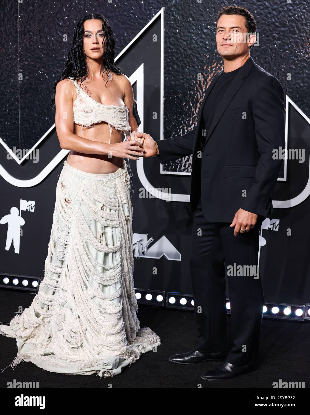 (FILE) Katy Perry to head to space on Blue Origin all-women flight on ...