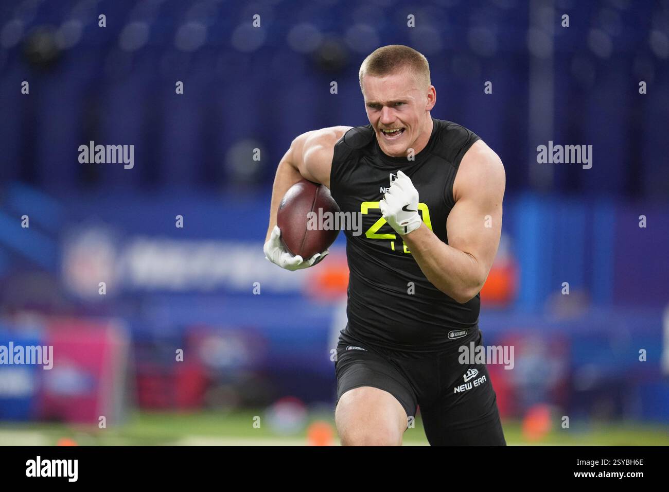 UNLV linebacker Jackson Woodard runs a drill at the NFL football ...