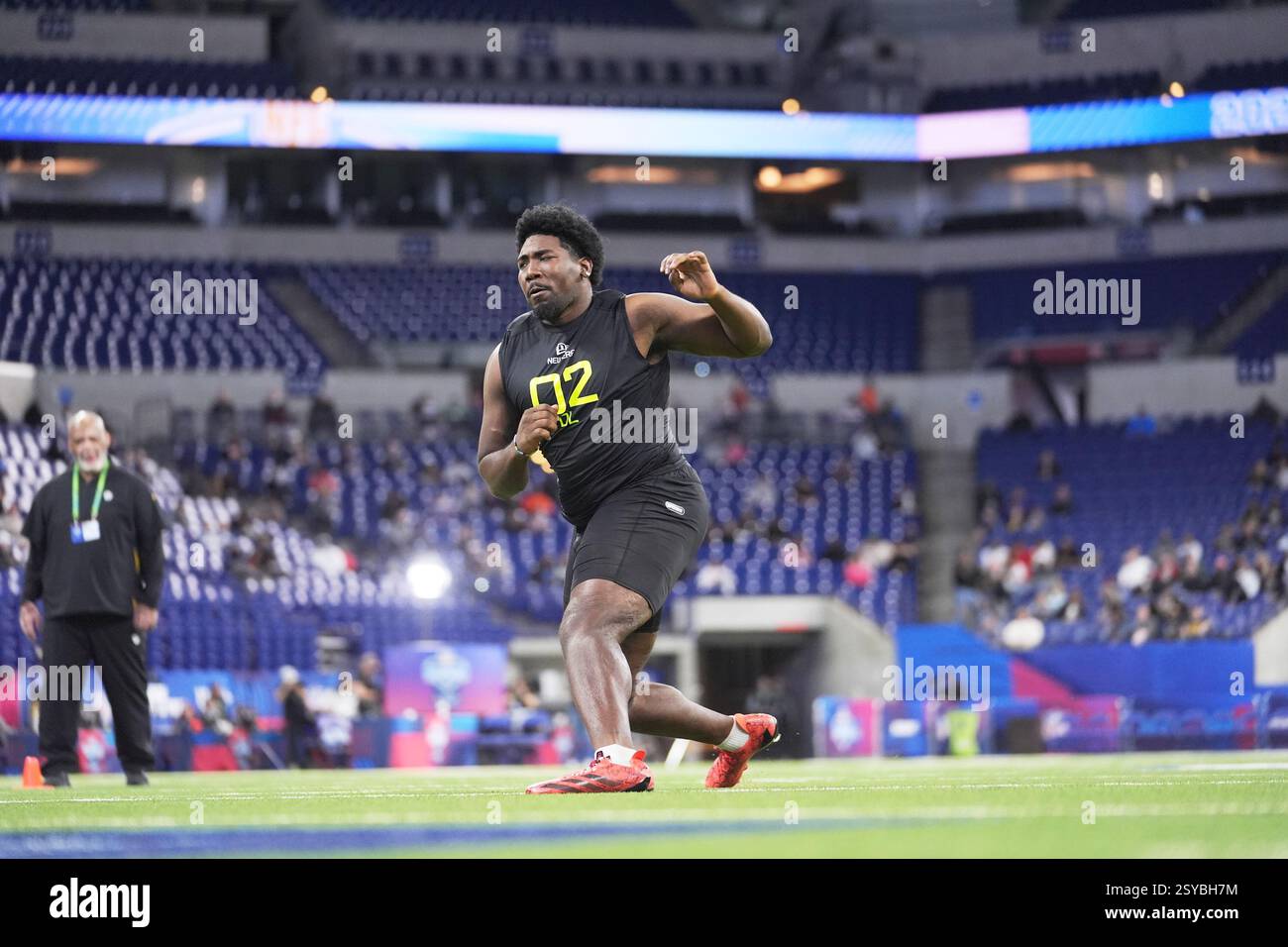 Toledo defensive lineman Darius Alexander runs a drill at the NFL ...