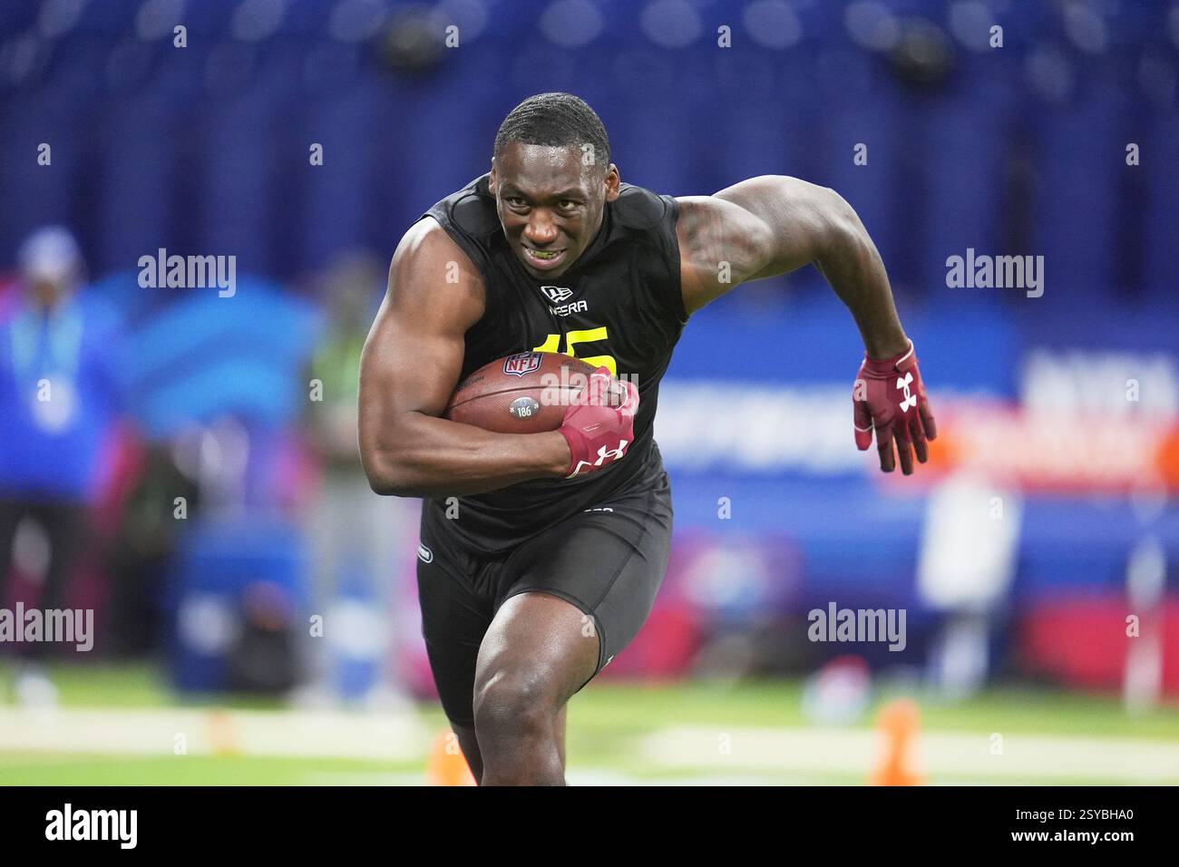 South Carolina linebacker Bam Martin-Scott runs a drill at the NFL ...