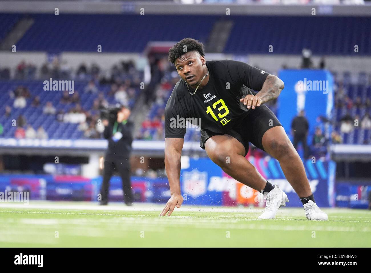 Arkansas defensive lineman Eric Gregory runs a drill at the NFL ...