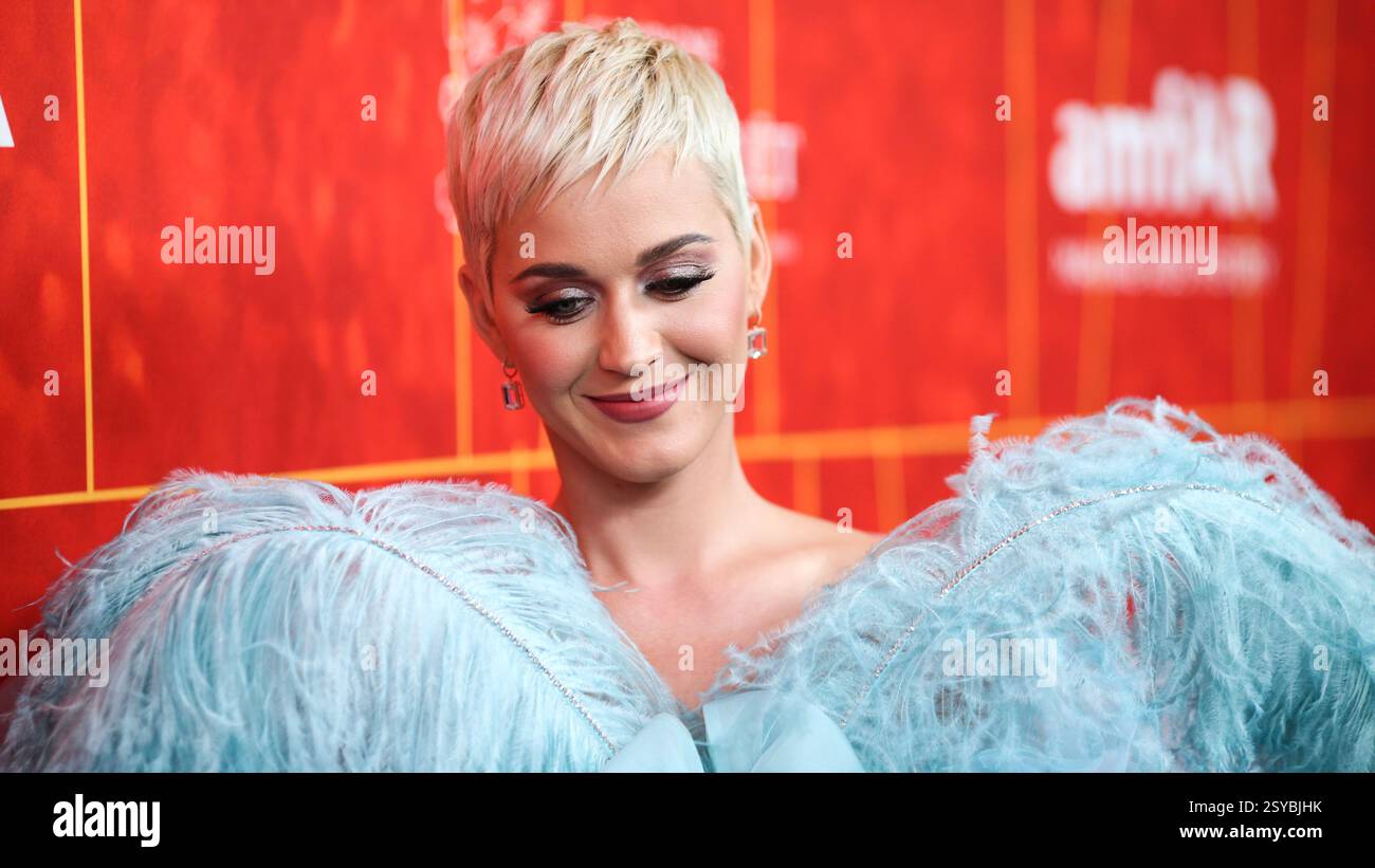 (FILE) Katy Perry to head to space on Blue Origin all-women flight on ...