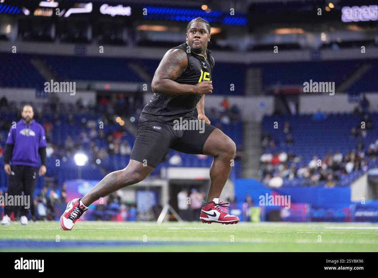 Georgia defensive lineman Warren Brinson runs a drill at the NFL ...
