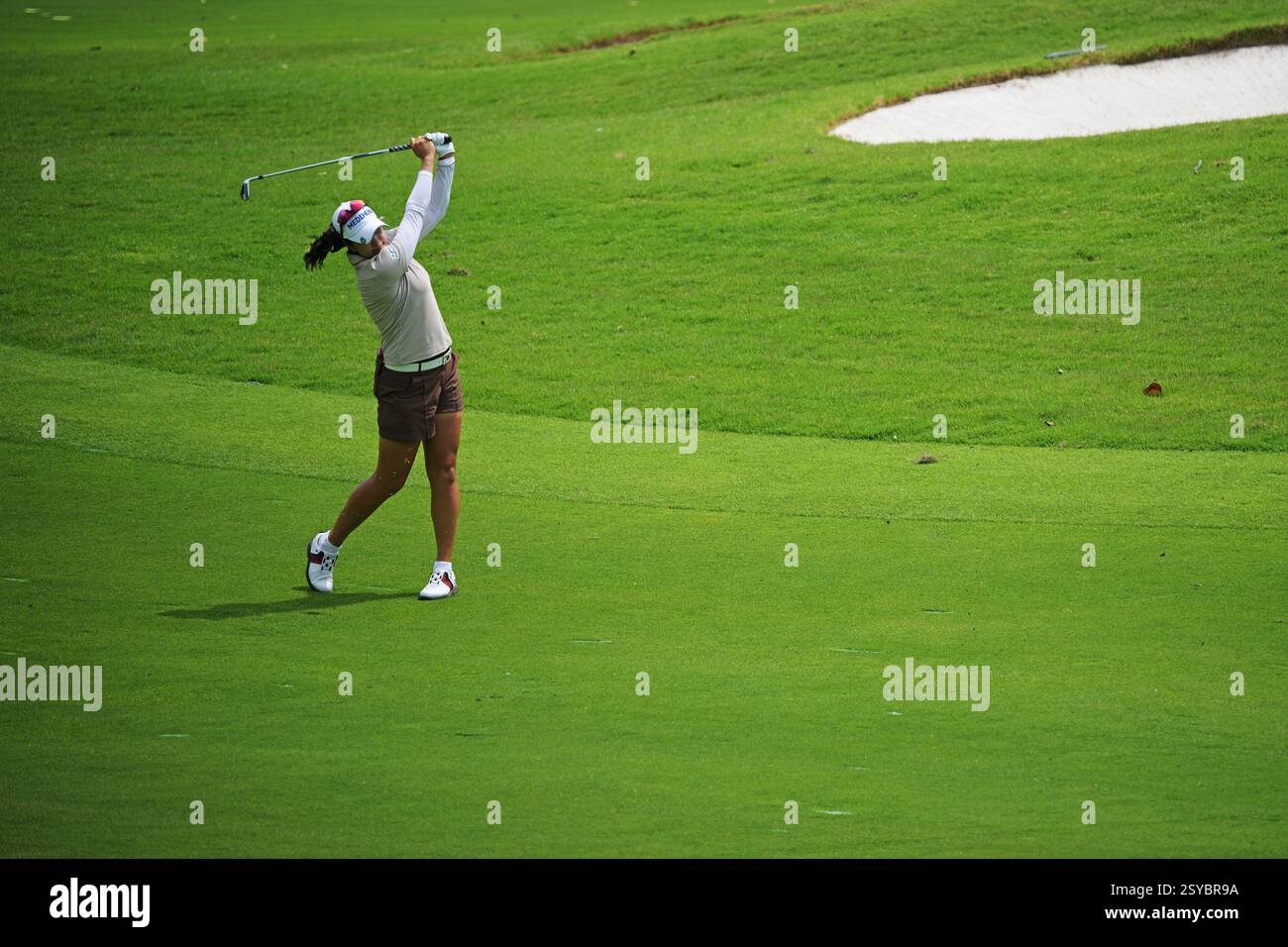 Singapore. 28th Feb, 2025. Kim A Lim of South Korea competes during the ...