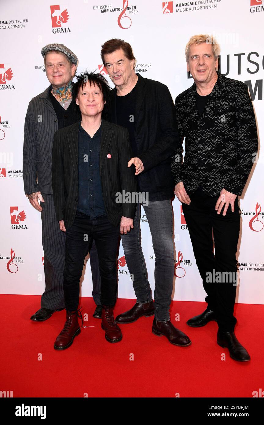 Andreas von Holst, Vom Ritchie, Campino und Andreas Meurer von den Toten Hosen beim 16 ...