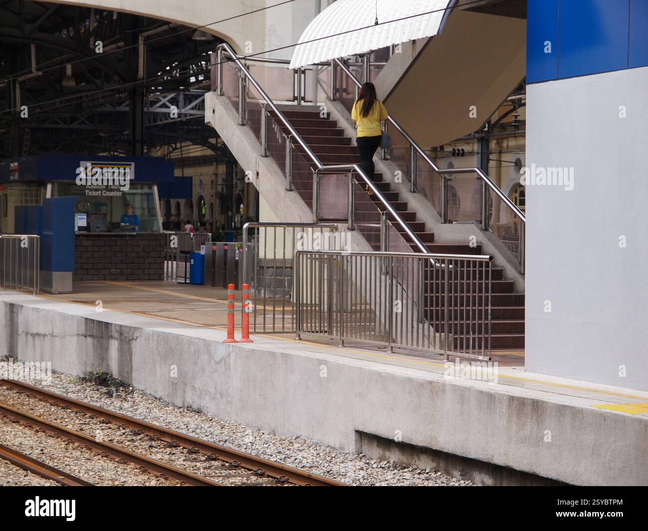 16 September 2012, Kuala Lumpur, Malaysia - KTMB KTM Station platform ...