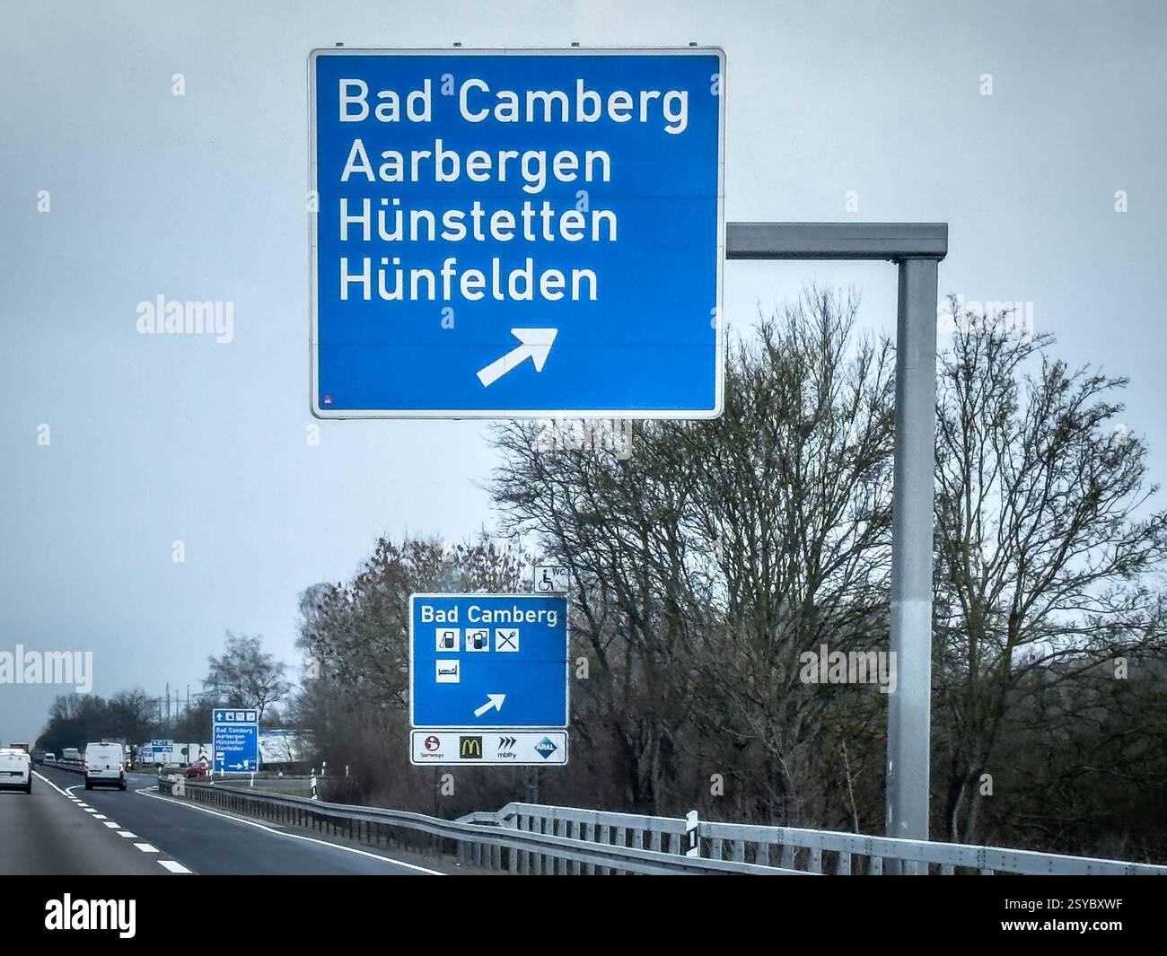 Autobahninfrastruktur hi-res stock photography and images - Alamy