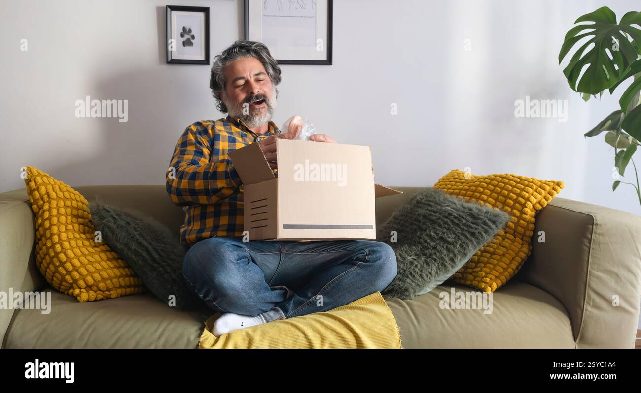 Easy fast man package hi-res stock photography and images - Alamy