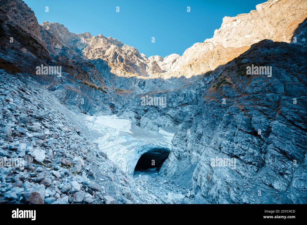 Fascinating view on rocky Bavarian alps with ice caves Stock Photo - Alamy