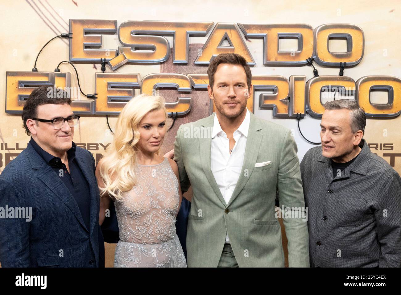 Anthony Russo, Millie Bobby Brown, Chris Pratt und Joe Russo bei der ...