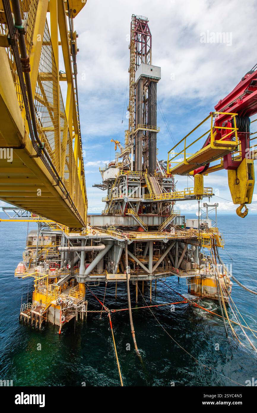 Offshore energy production West Africa Stock Photo - Alamy