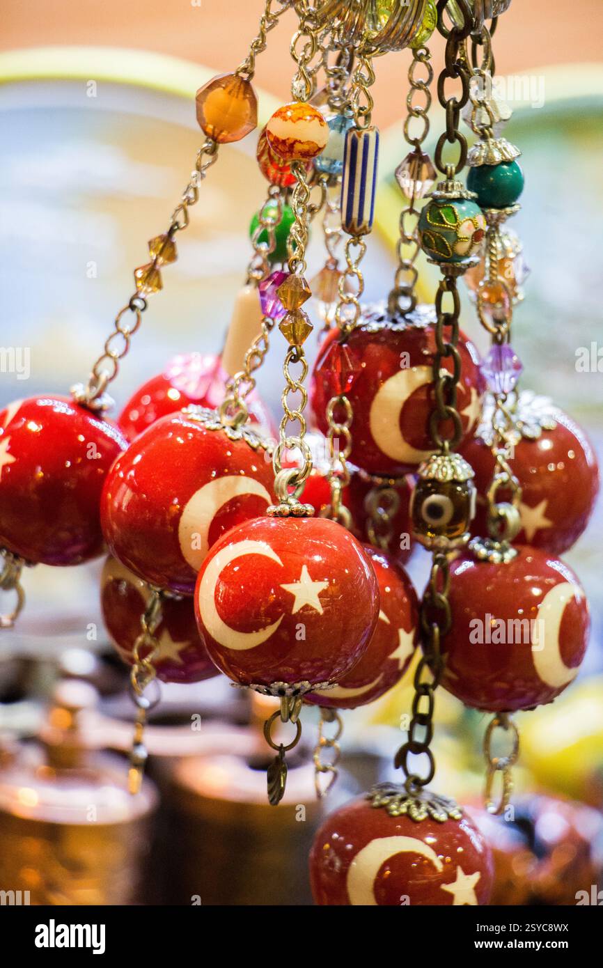 Turkish national flag drawn a decorative bead in bazaar Stock Photo - Alamy