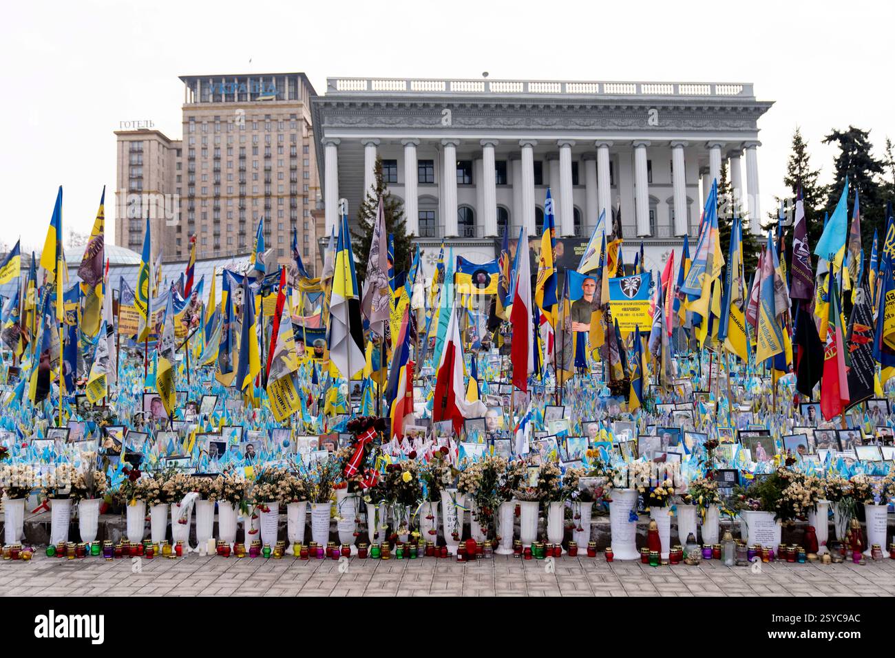 Flags and candles seen at Independence Square Maidan Nezalezhnosti ...