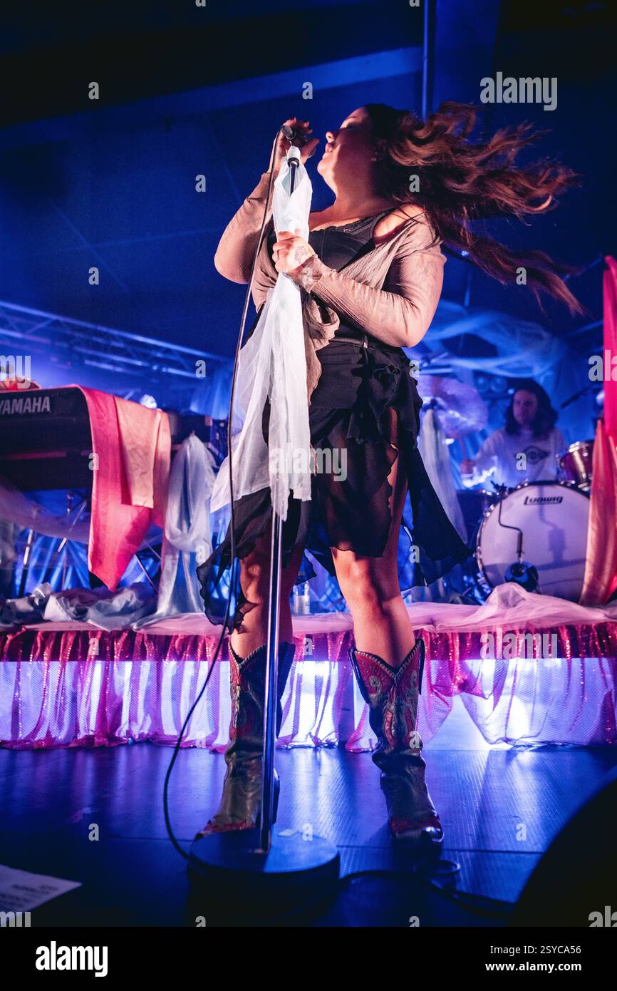 Malmoe, Sweden. 27th, February 2025. The Swedish singer and songwriter ...