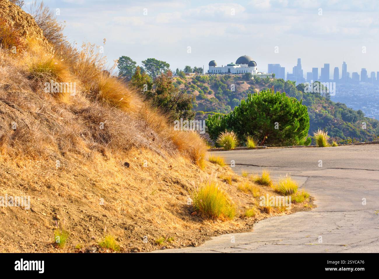 Breathtaking landscape featuring Griffith Observatory atop a hill ...