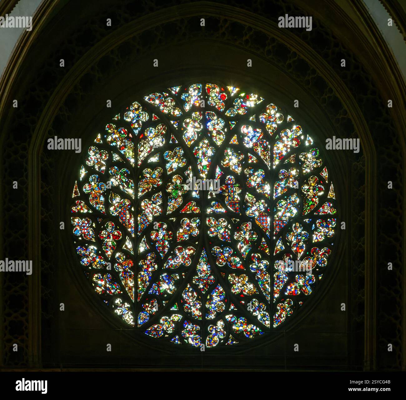 The Dean's Eye, circular stained glass transept window, Lincoln ...