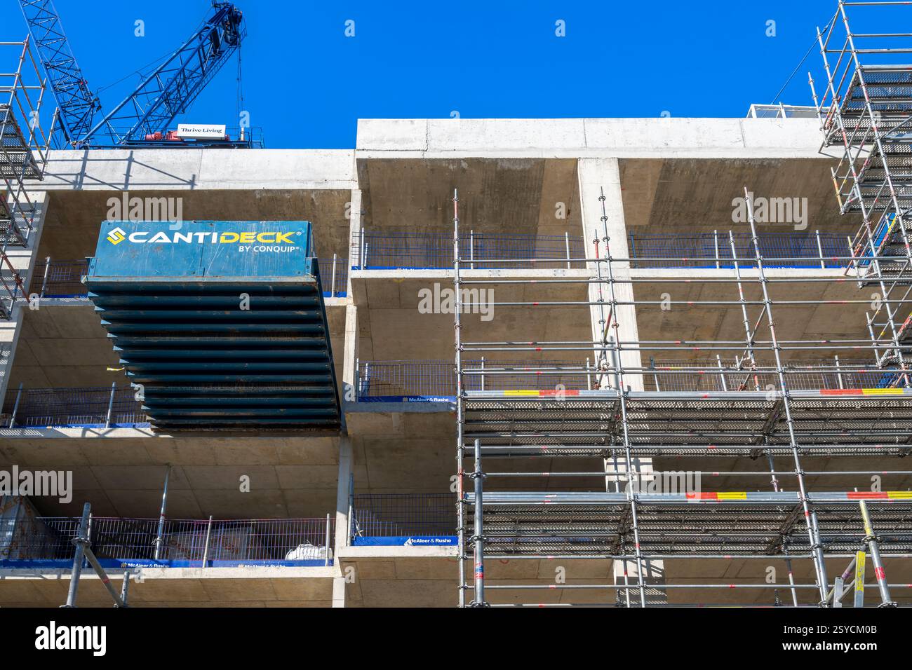 Construction work on Paramount Place at the top of Mount Pleasant Road ...