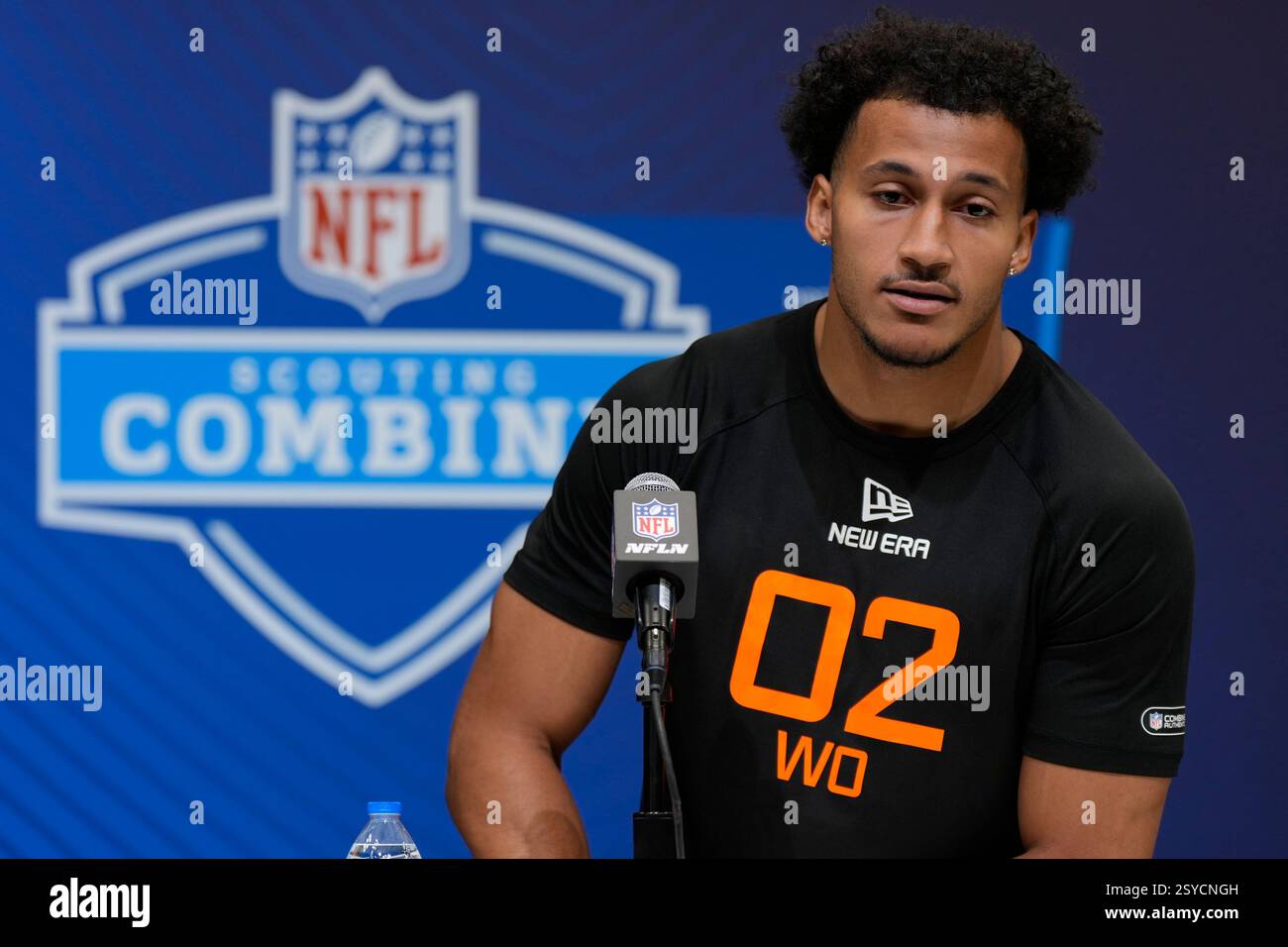 Stanford wide receiver Elic Ayomanor speaks during a press conference ...