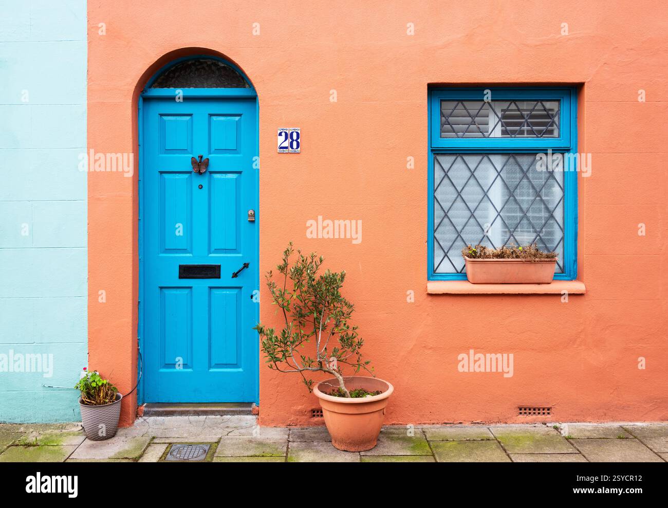 Colourful houses brighton hi-res stock photography and images - Alamy