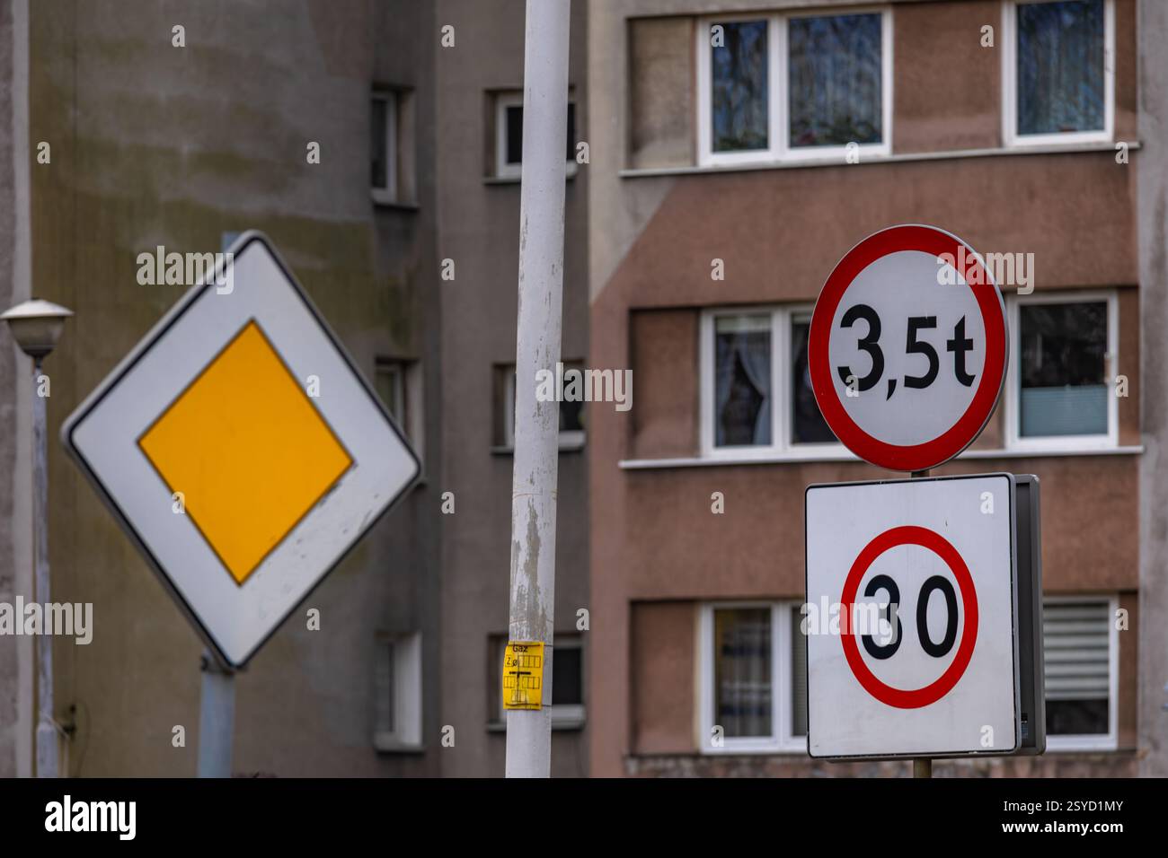 Sign informing about the speed limit for motor vehicles in the city ...