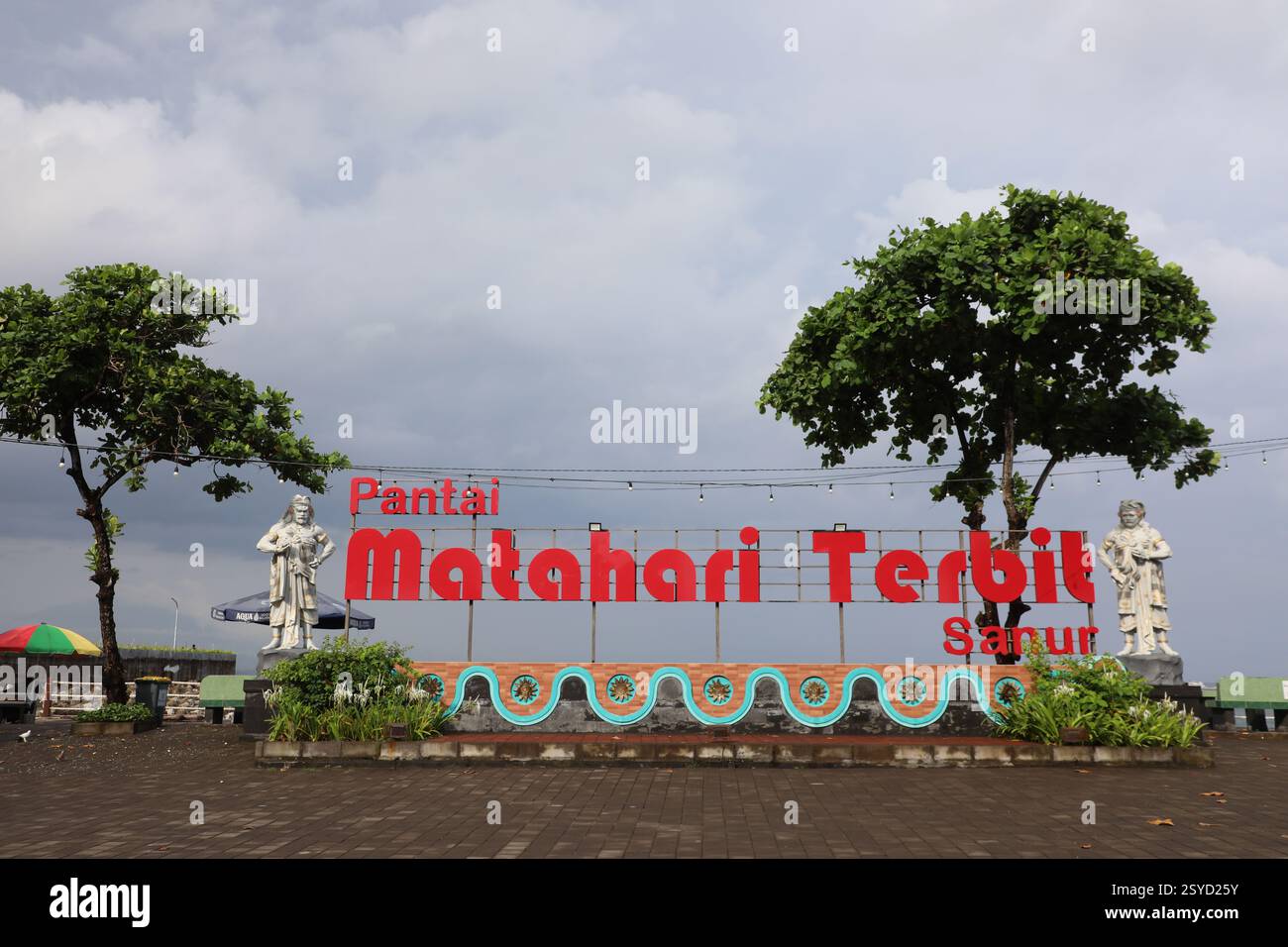 Pantai Matahari Terbil Sanur, Bali, Indonesia Stock Photo - Alamy