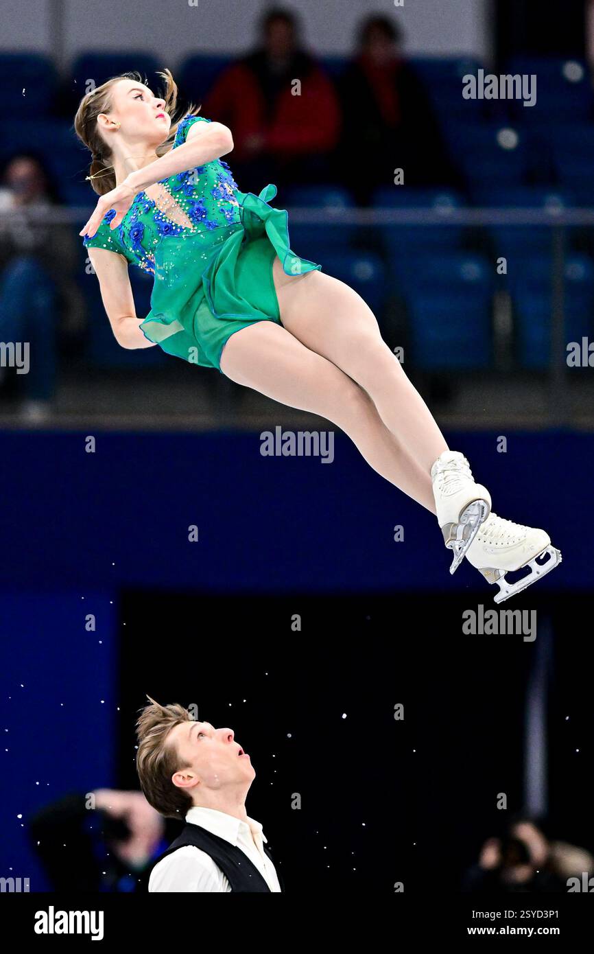Lily WILBERFORCE & Mozes Jozsef BEREI (HUN), during Junior Pairs Short ...