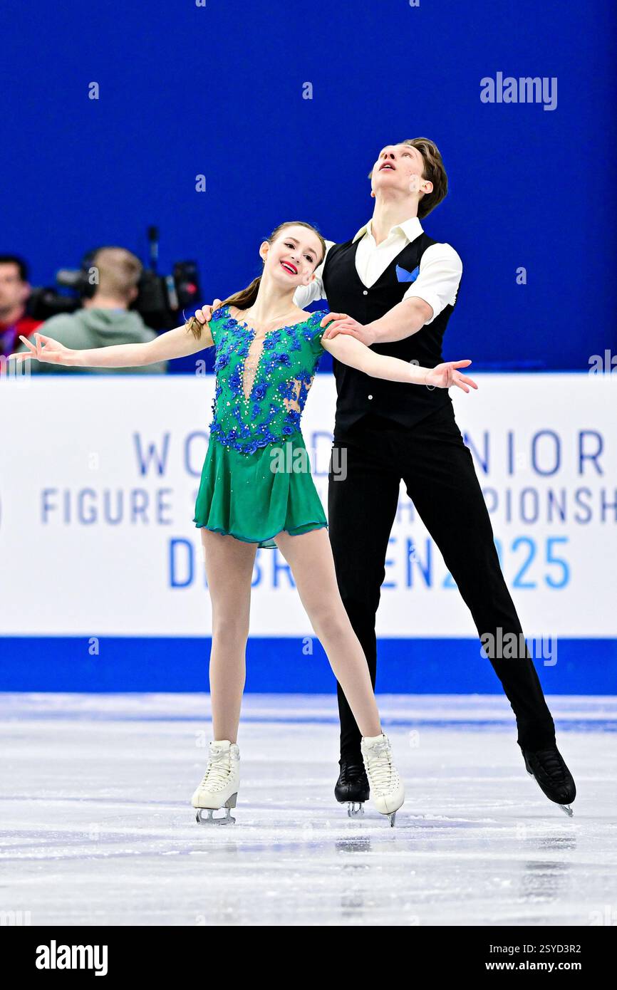 Lily WILBERFORCE & Mozes Jozsef BEREI (HUN), during Junior Pairs Short ...