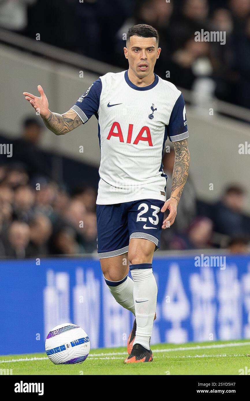 Tottenham Hotspur Stadium, London, UK. 26th Feb, 2025. Premier League ...