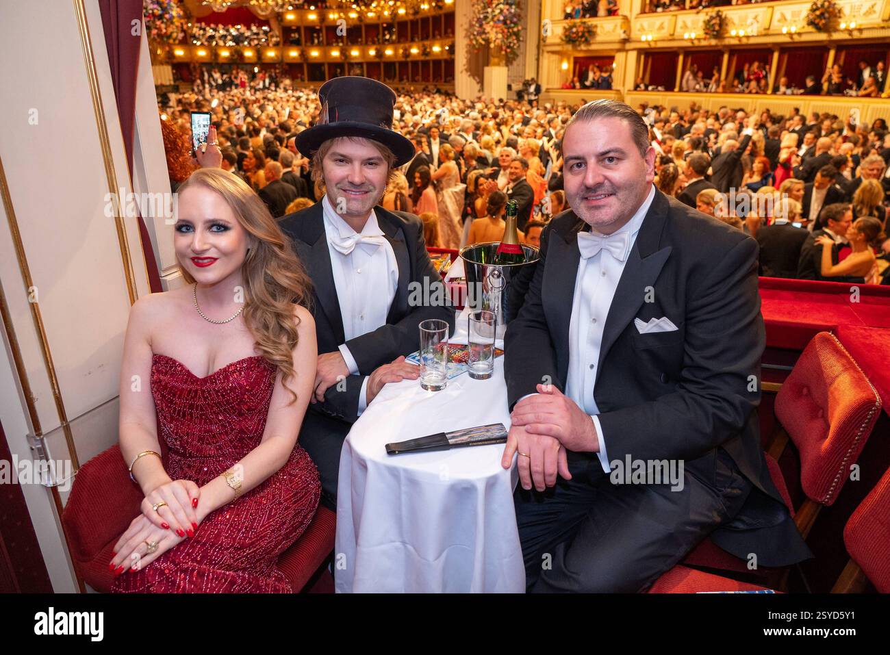 at the Vienna State Opera in Vienna, Austria. , . on 27 February 2025. Jacqueline LUGNER, Alexa ...