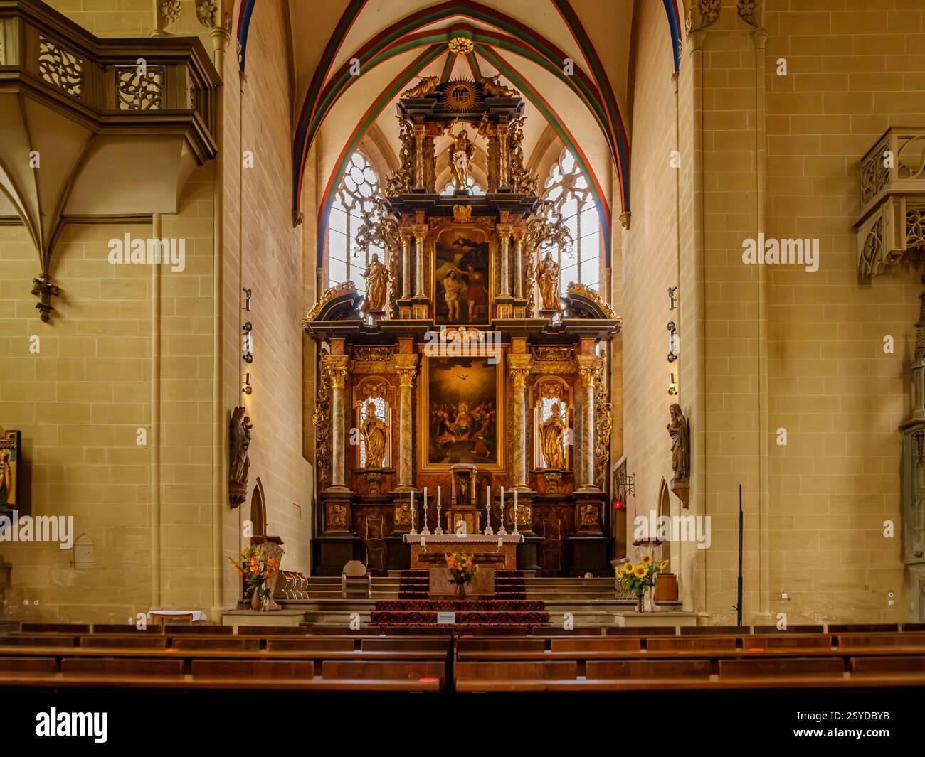 Nave and high altar, interior photograph of the Severi Church in Erfurt ...