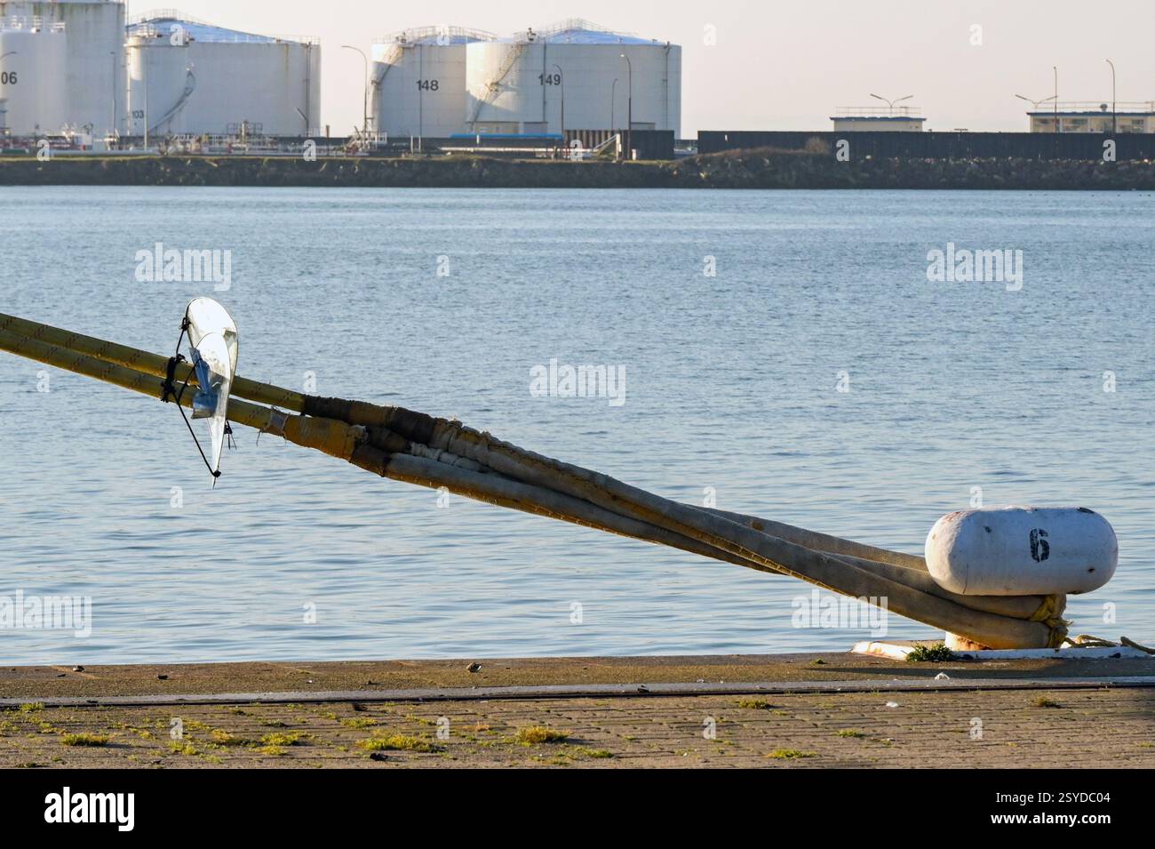 Rat guard on mooring line hi-res stock photography and images - Alamy
