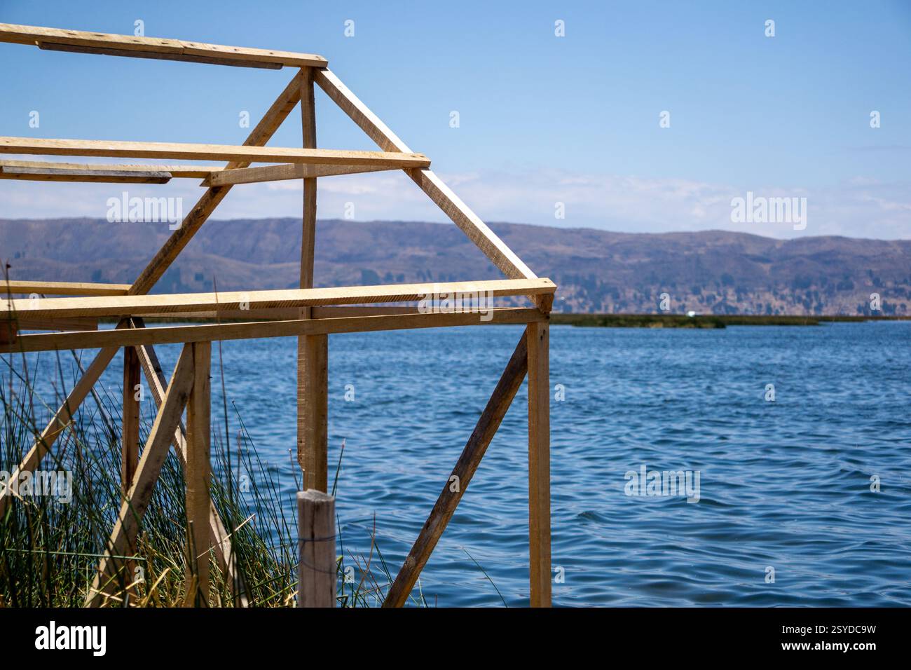 Traditional Reed Homes on the Floating Islands of the Uros in Lake ...